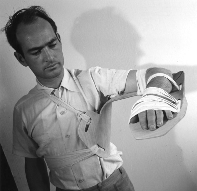 Charles & Ray Eames: Splints