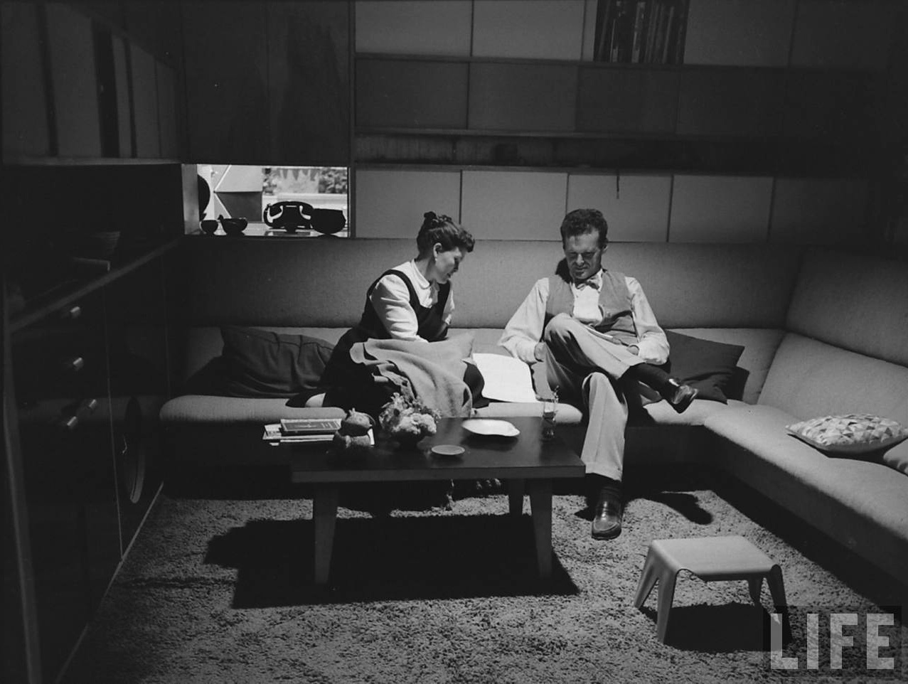 Charles & Ray Eames: Kazam