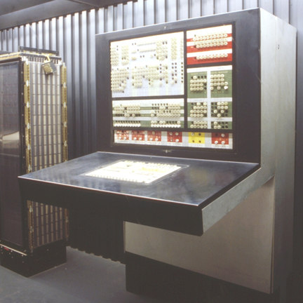 Readymag Stories: Ettore Sottsass