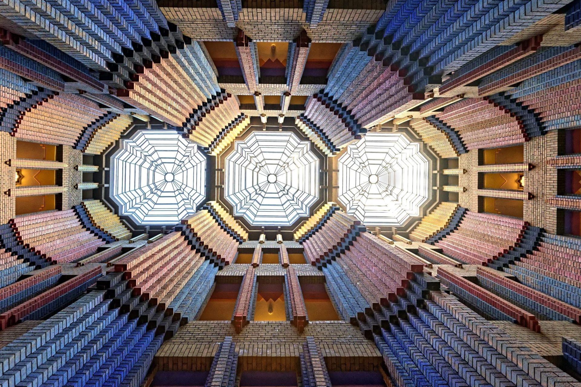 Peter Behrens — Late years, Vienna, Berlin