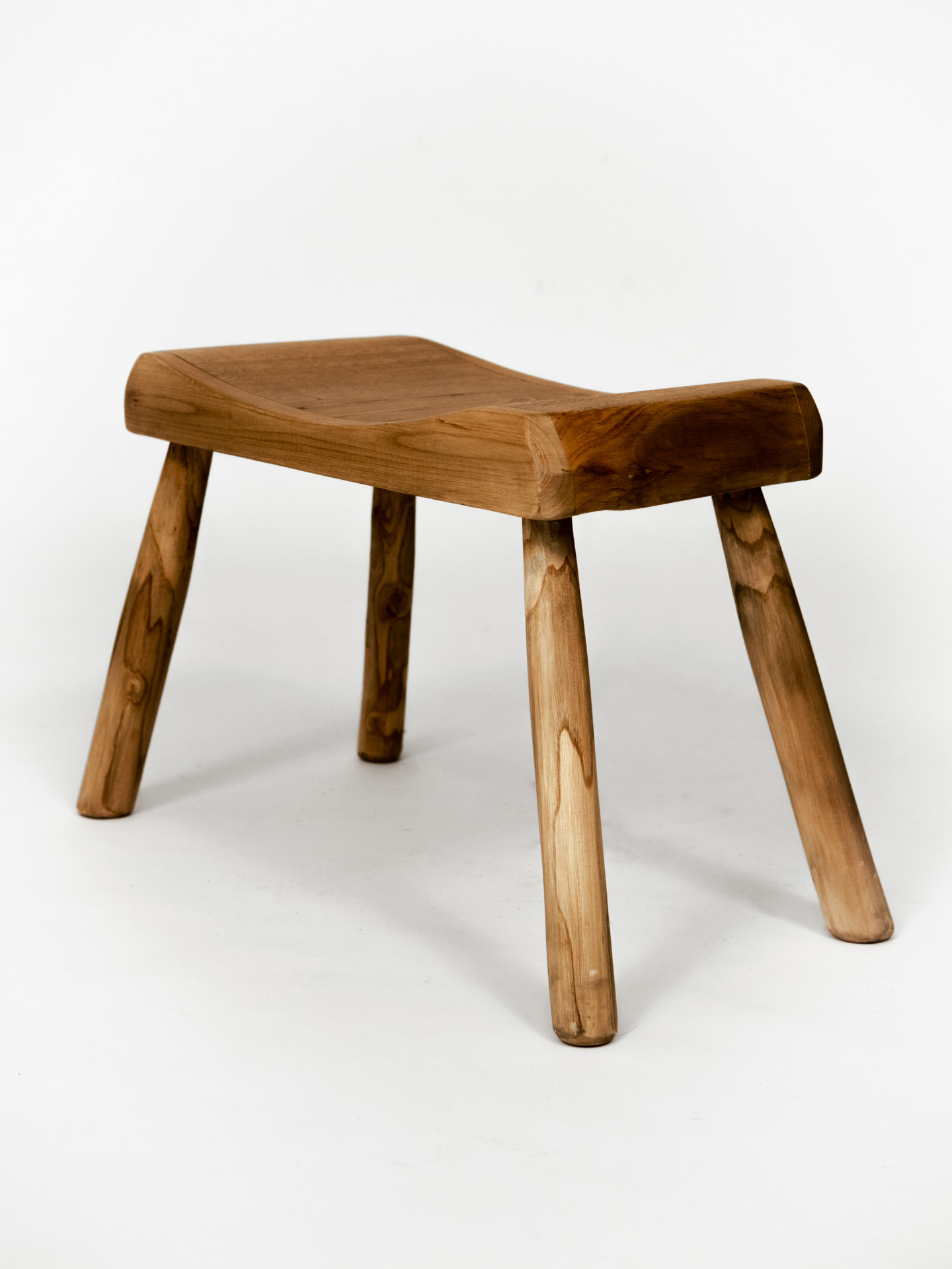 Fasianos Workshop — CURVE Stool