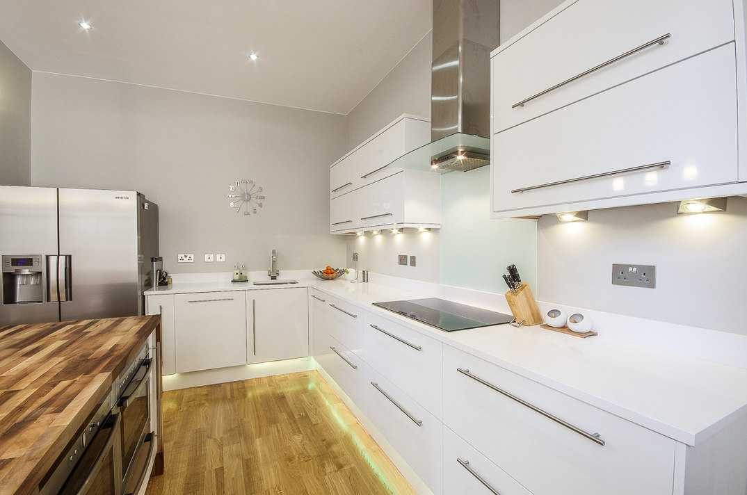 Thomas Deco — our service