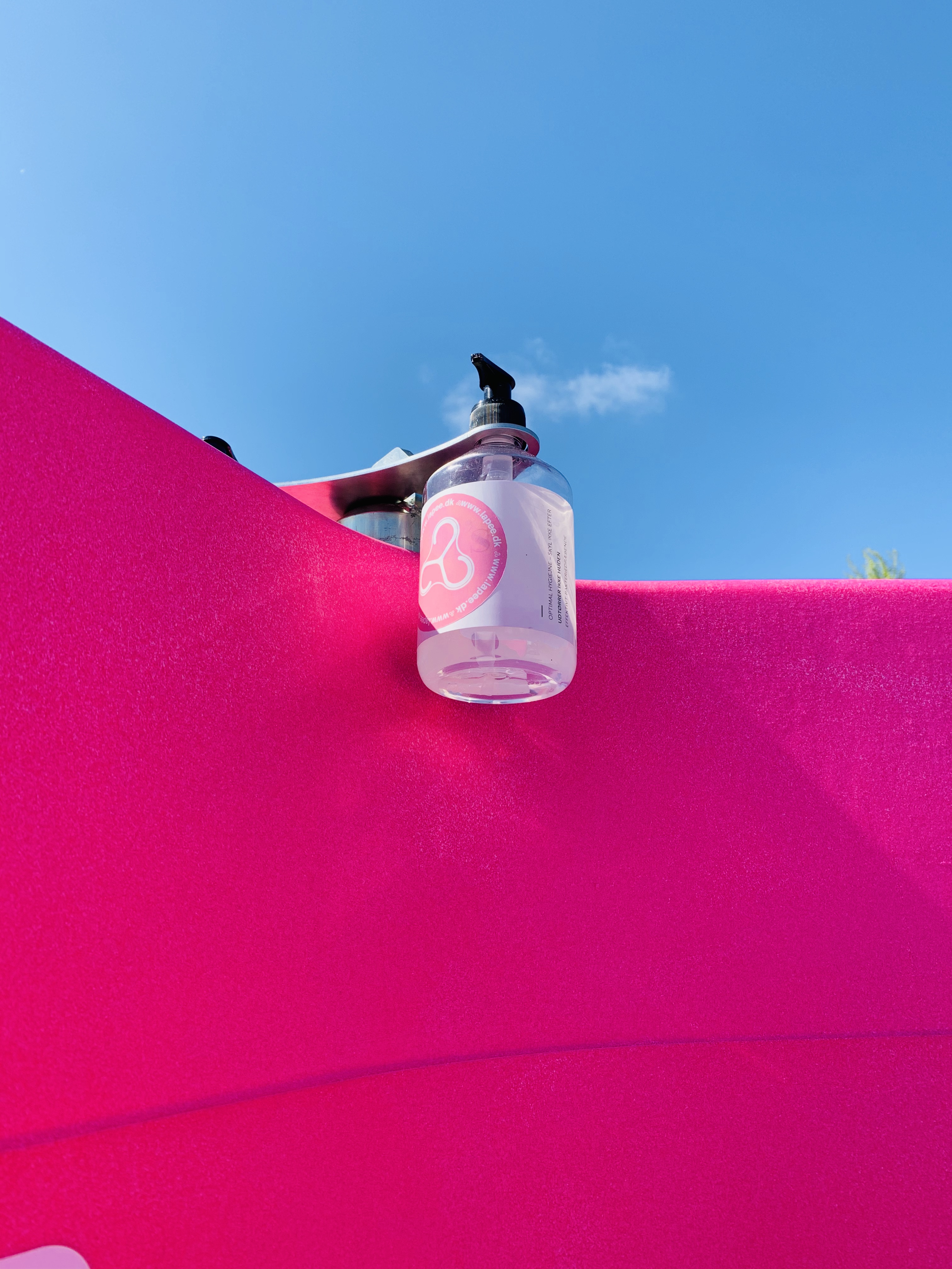 Lapee - The female urinal